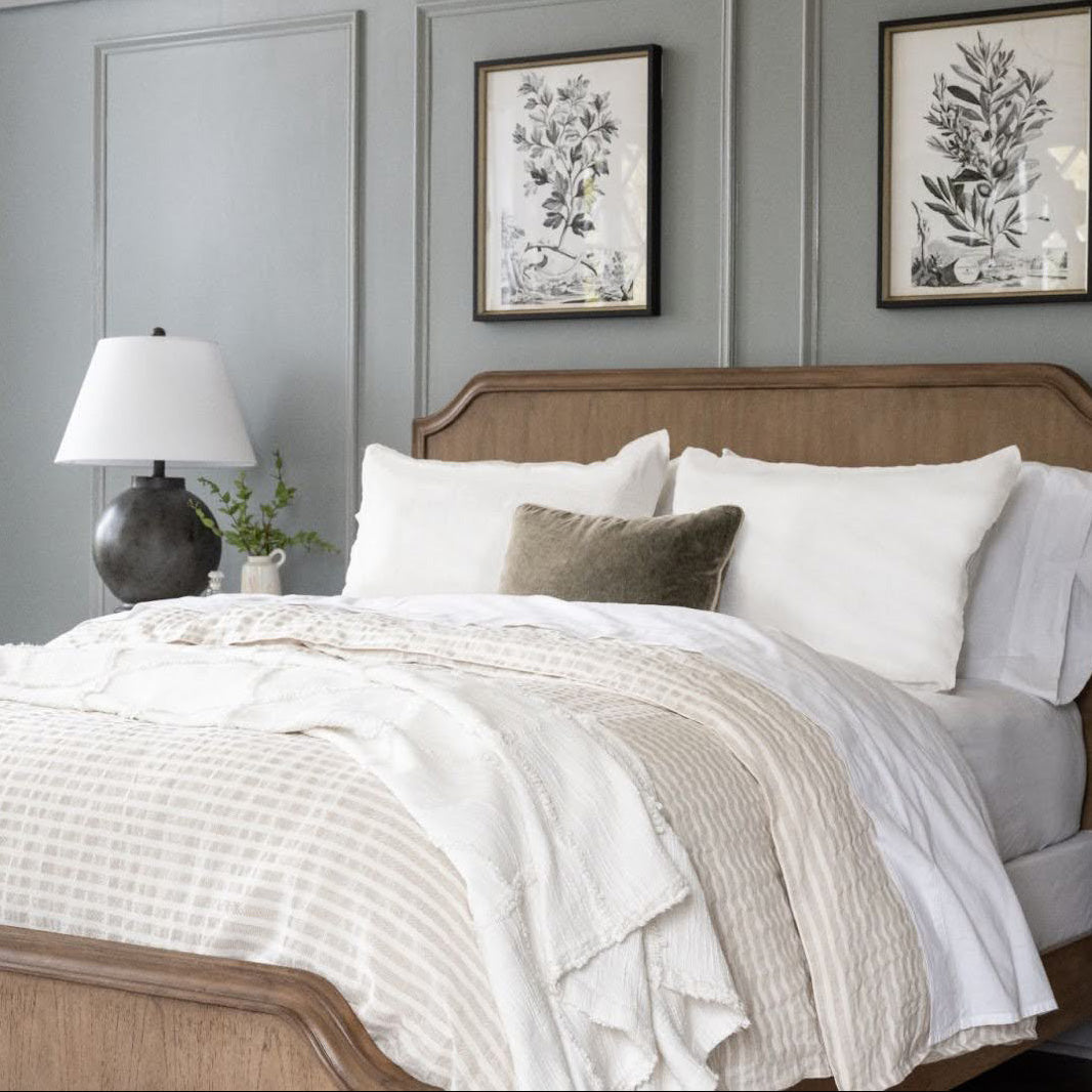 How Bedding Makes the Room – Magnolia