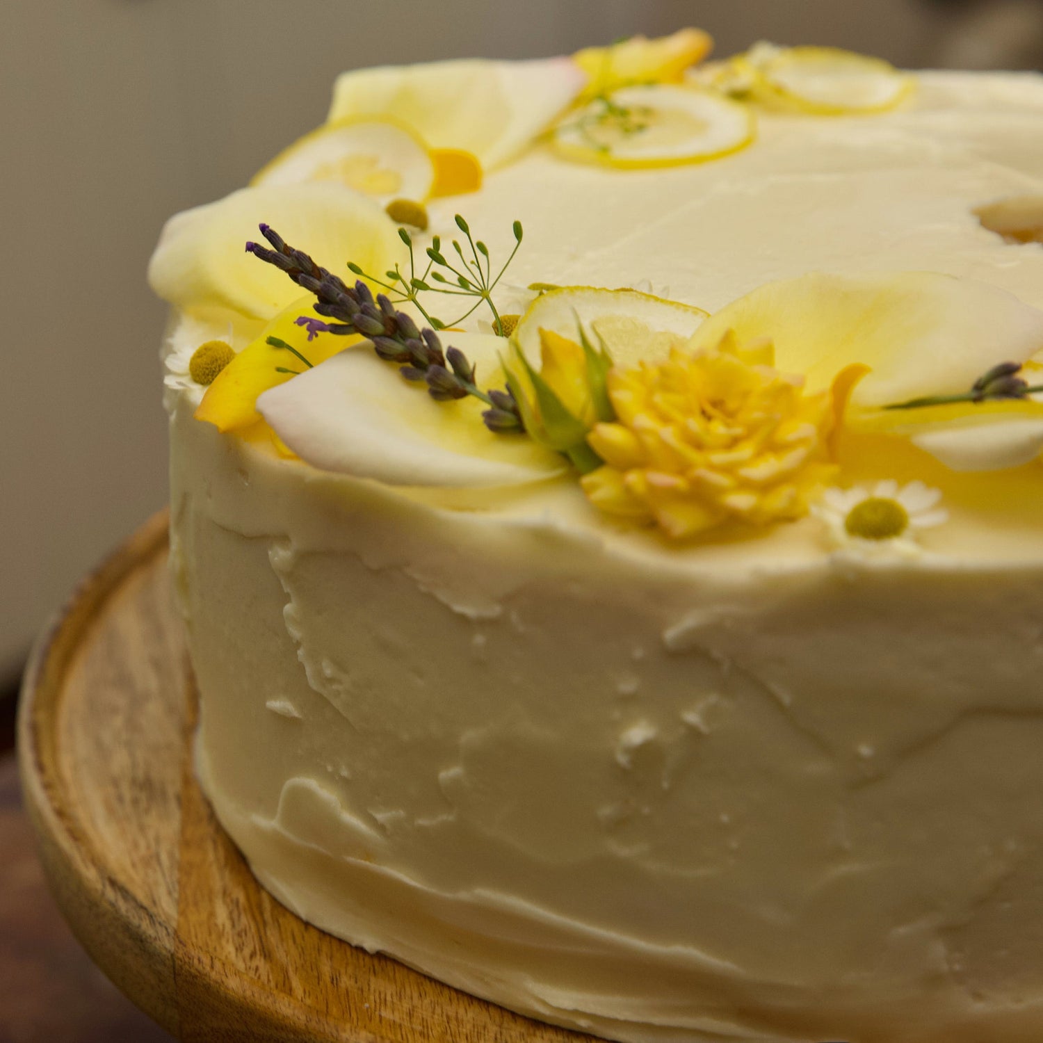 Lemon Cake with Lemon Curd Buttercream Frosting Recipe – Magnolia