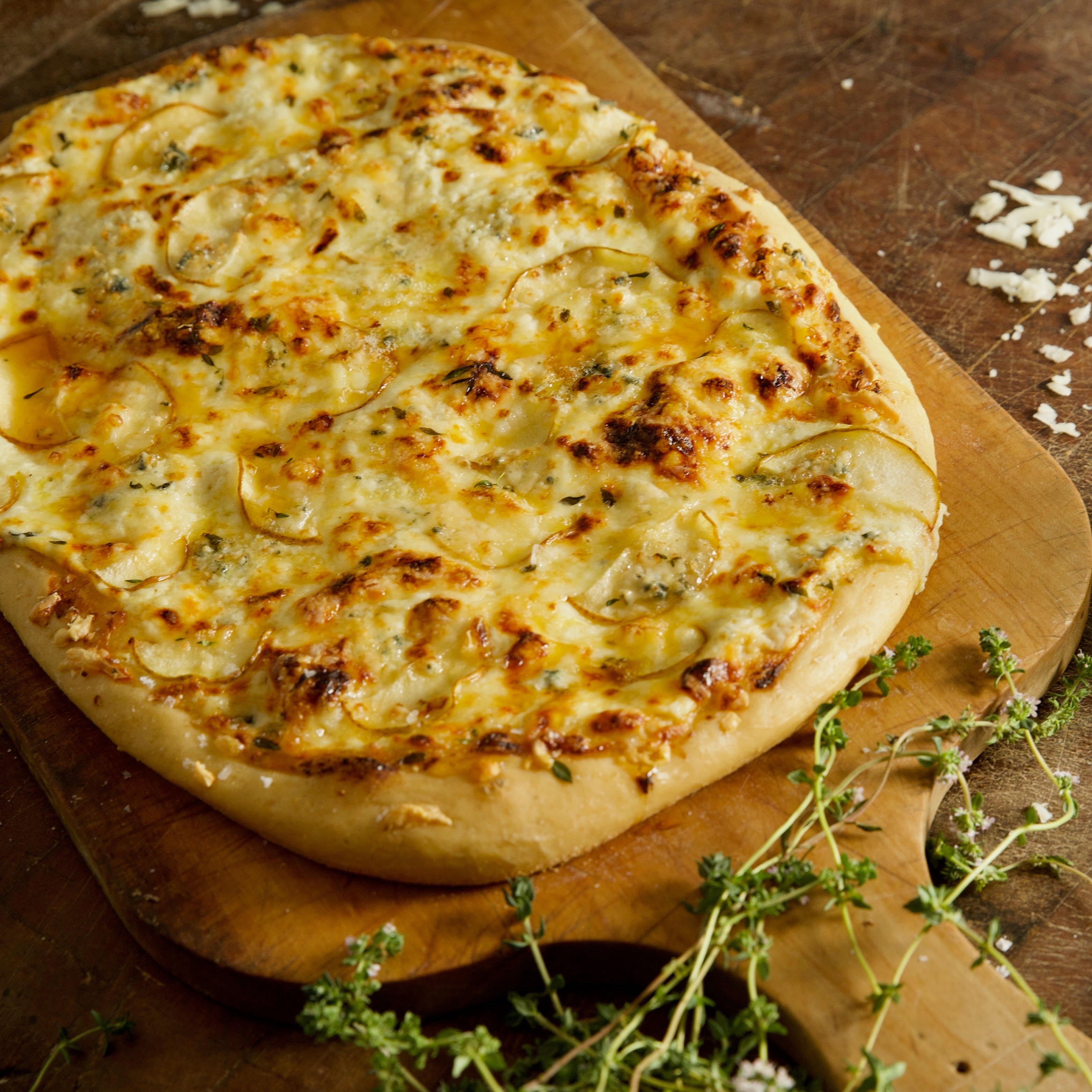 Pear and Gorgonzola Pizza Drizzled with Honey Recipe – Magnolia