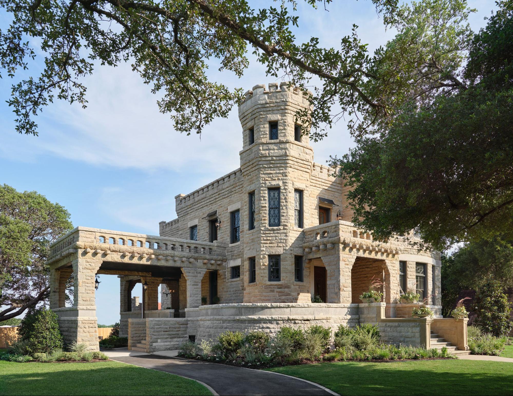 The Castle: Exteriors and Living Spaces – Magnolia
