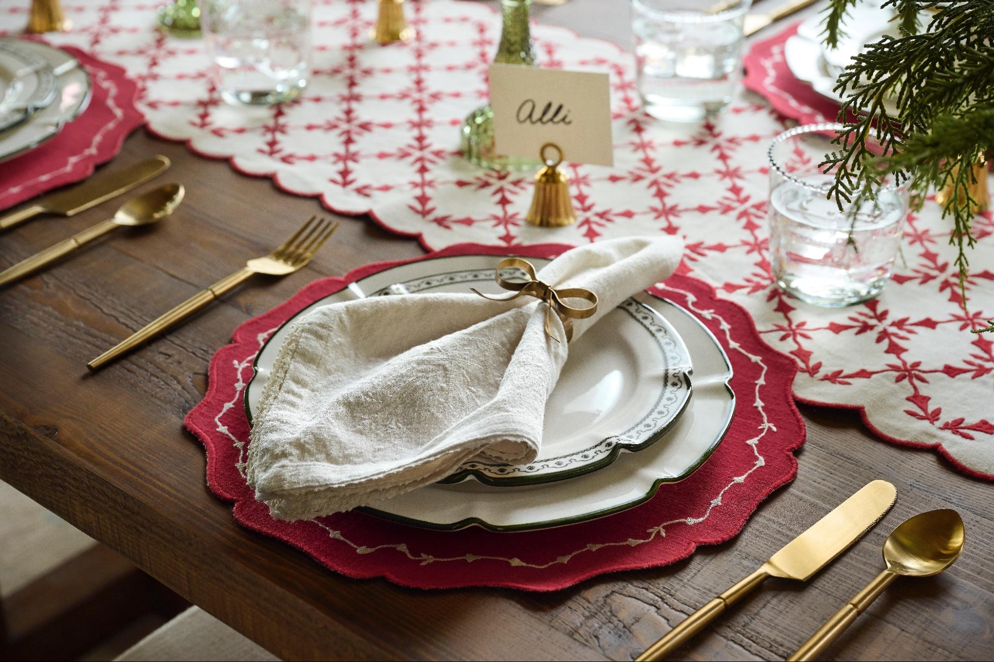 Ways to Be a Good Guest – Magnolia