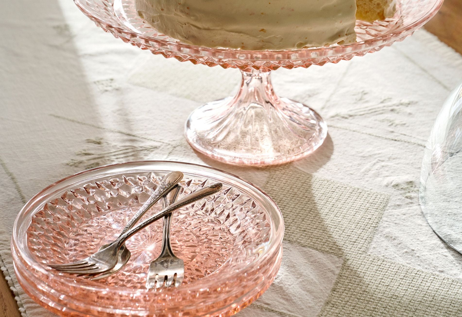 Ellis Vintage-Inspired Pieces – Magnolia