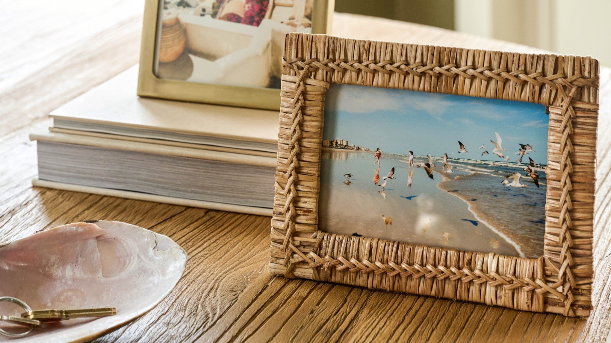 Picture Frames – Magnolia