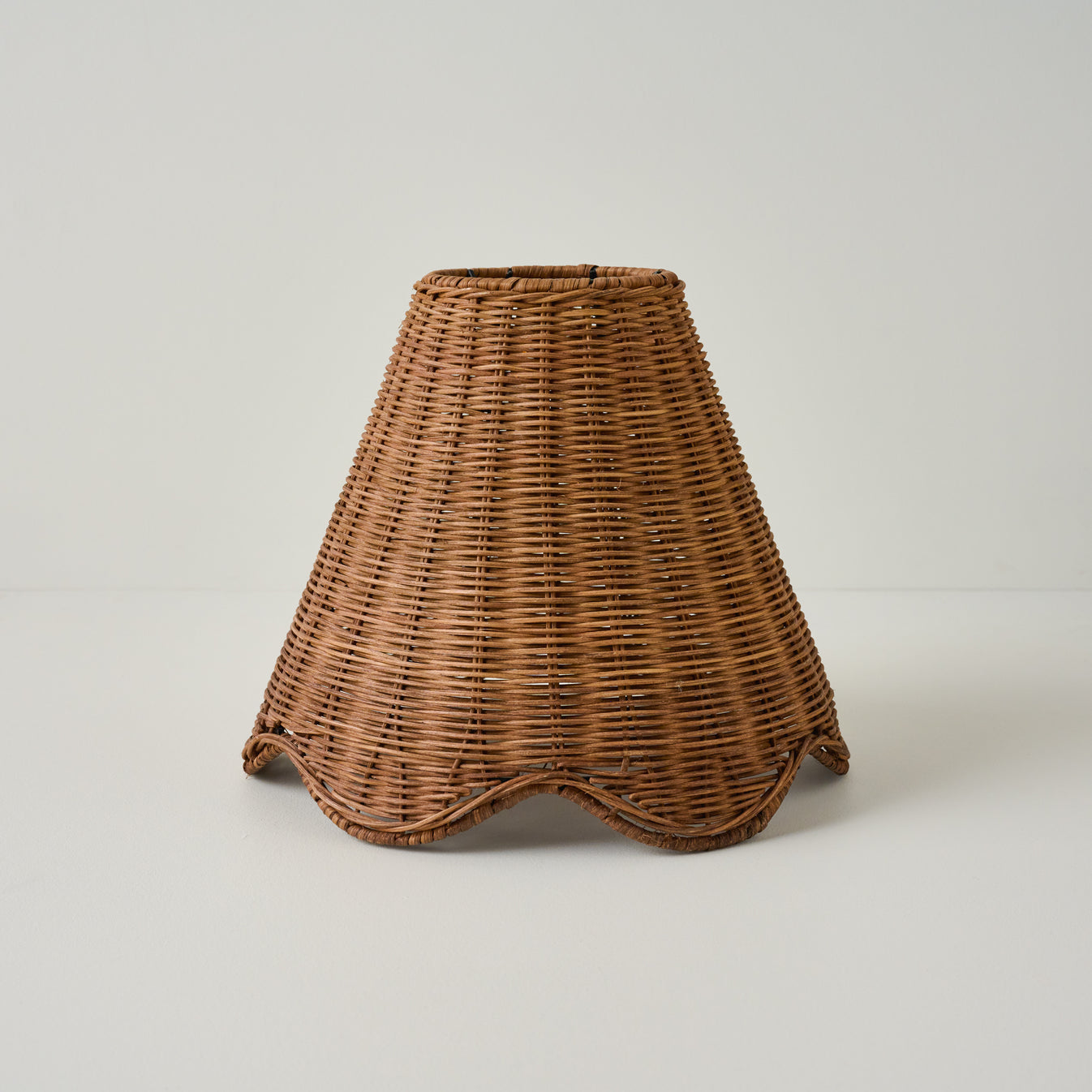 Rattan Scallop Shade – Magnolia