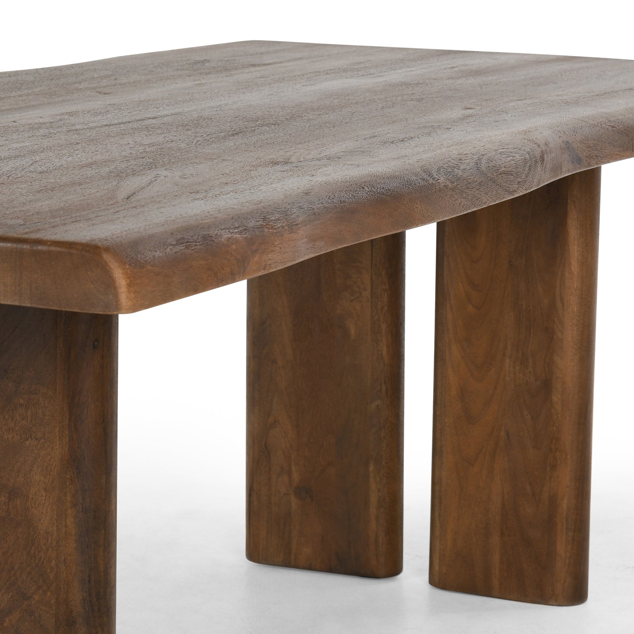 Cliff Dining Table – Magnolia