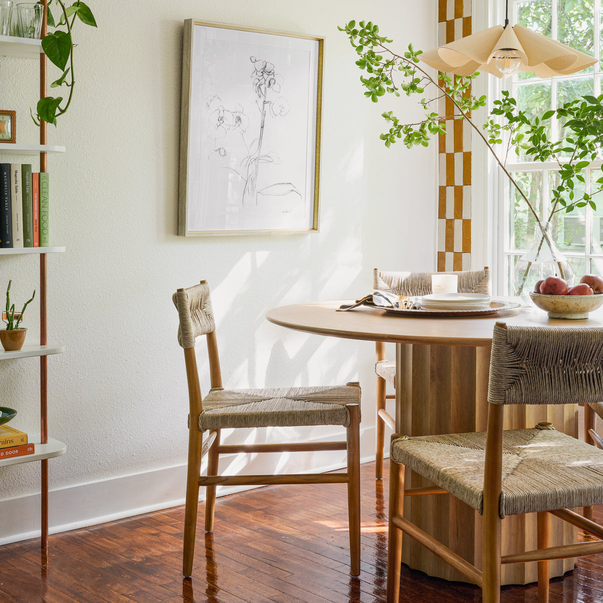 Lillian Dining Table – Magnolia