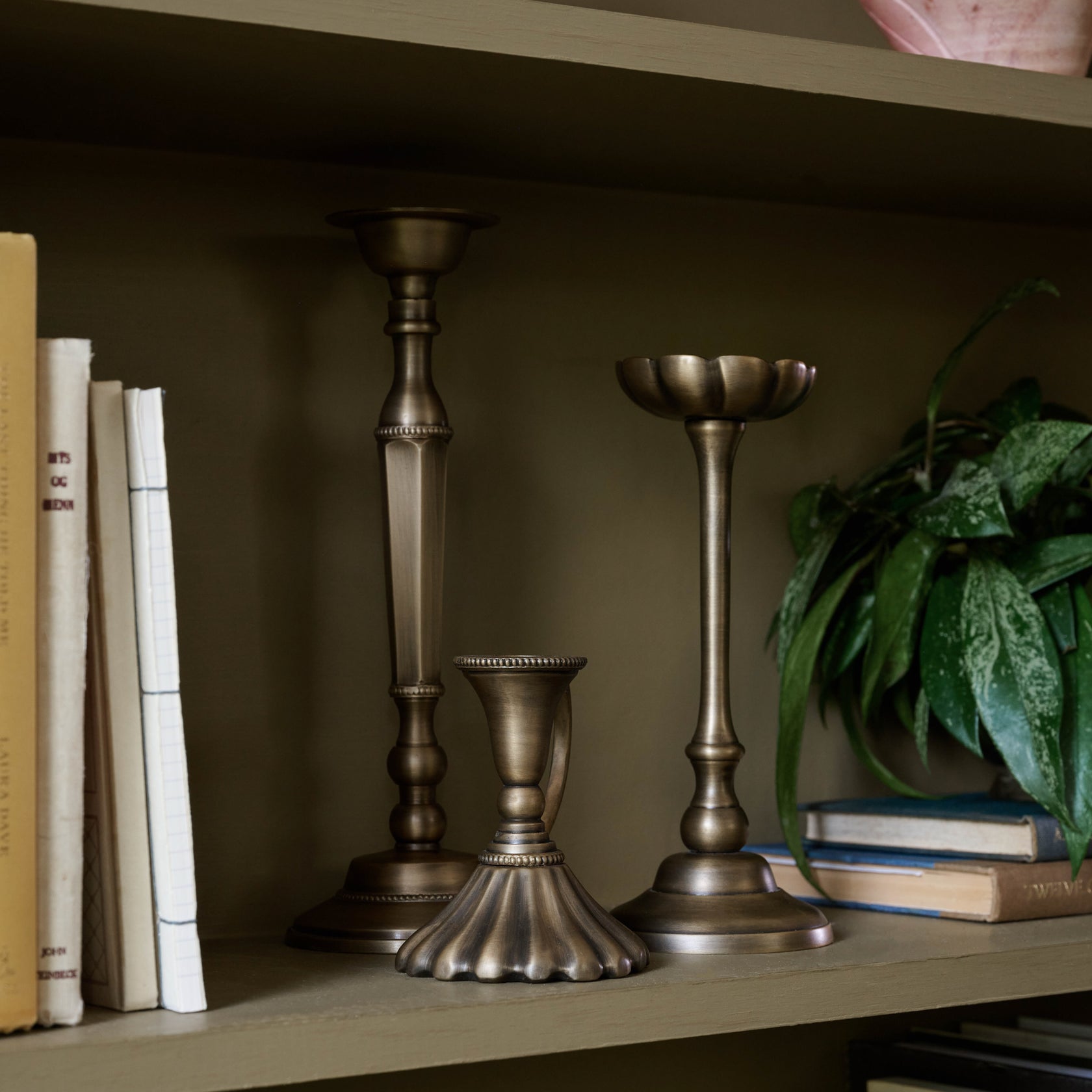 Anna Antique Brass Taper Holder – Magnolia