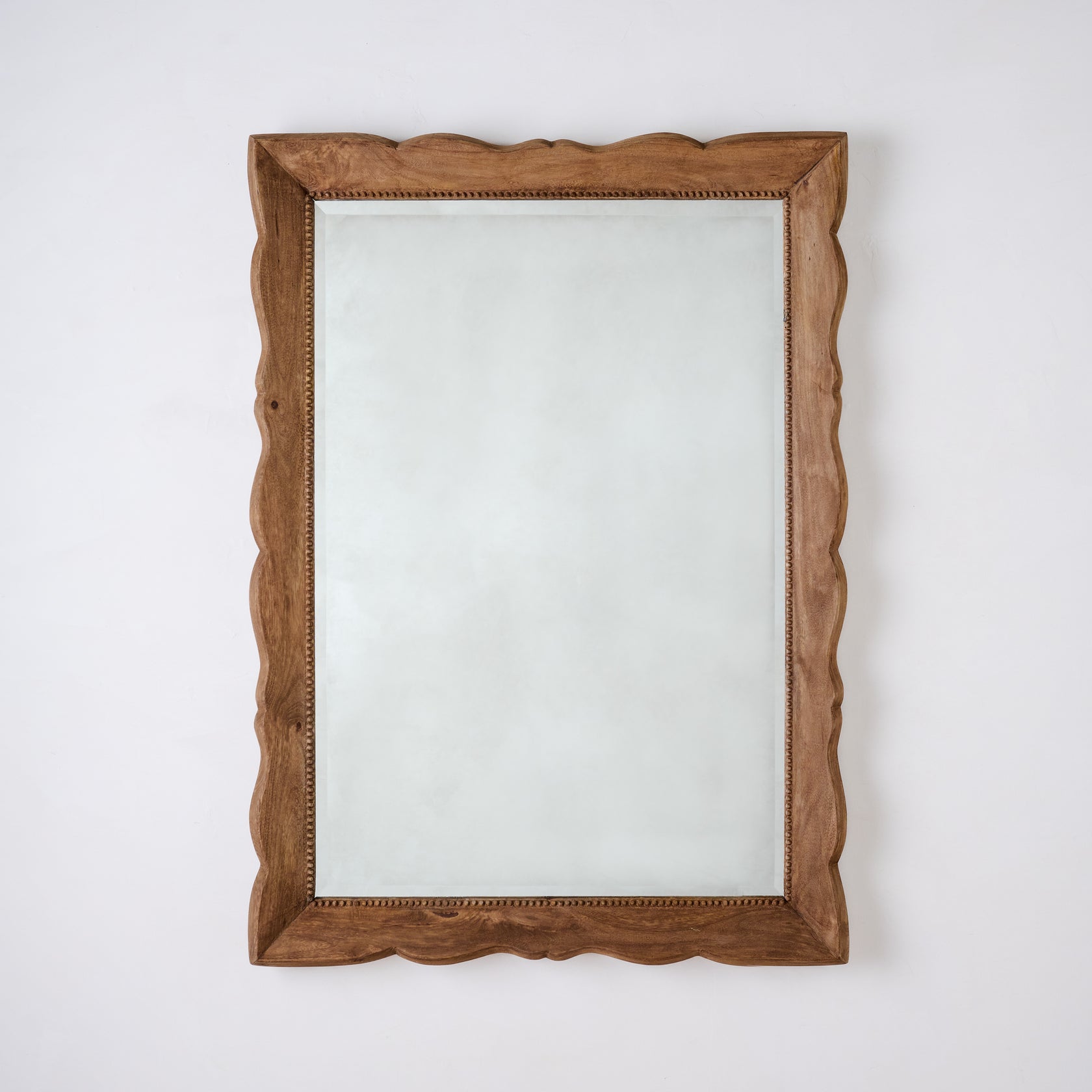 Lucy Mantel Mirror – Magnolia