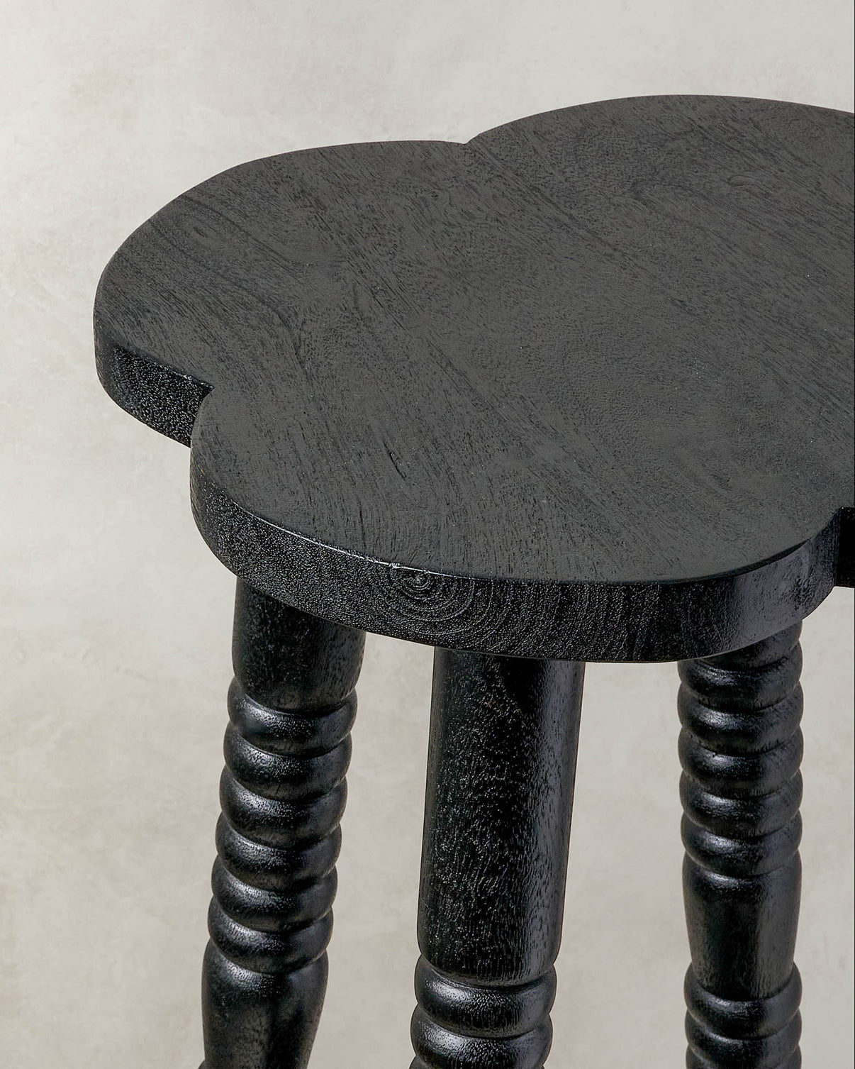 Jude Plant Stand – Magnolia