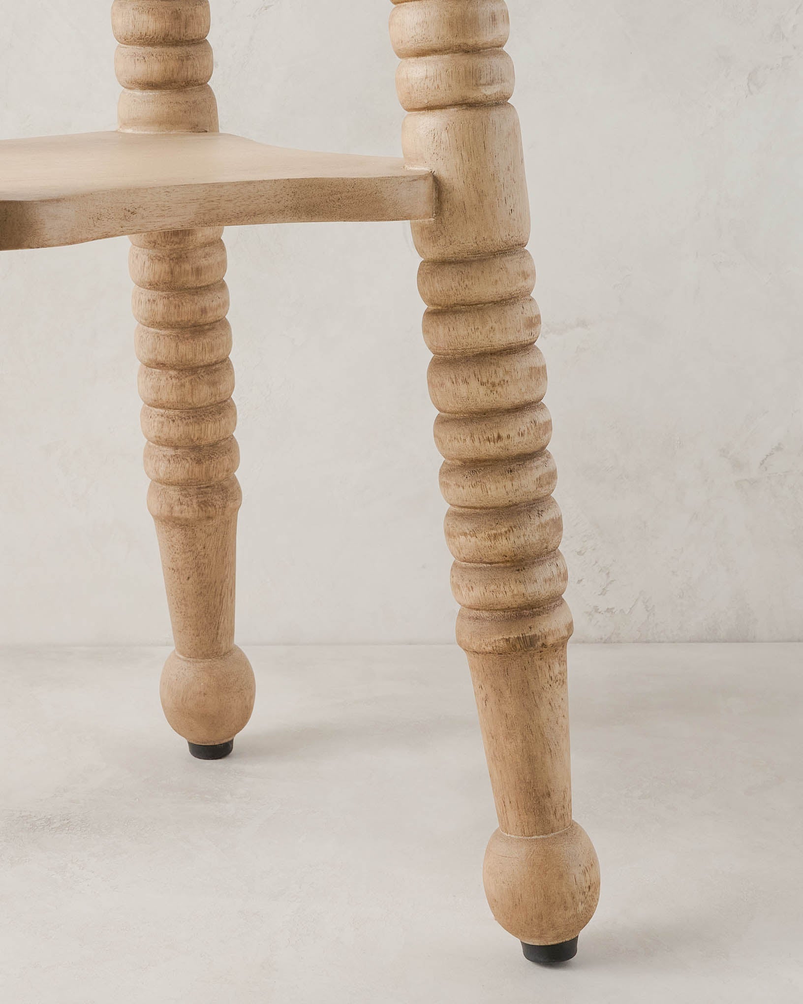 Jude Plant Stand – Magnolia