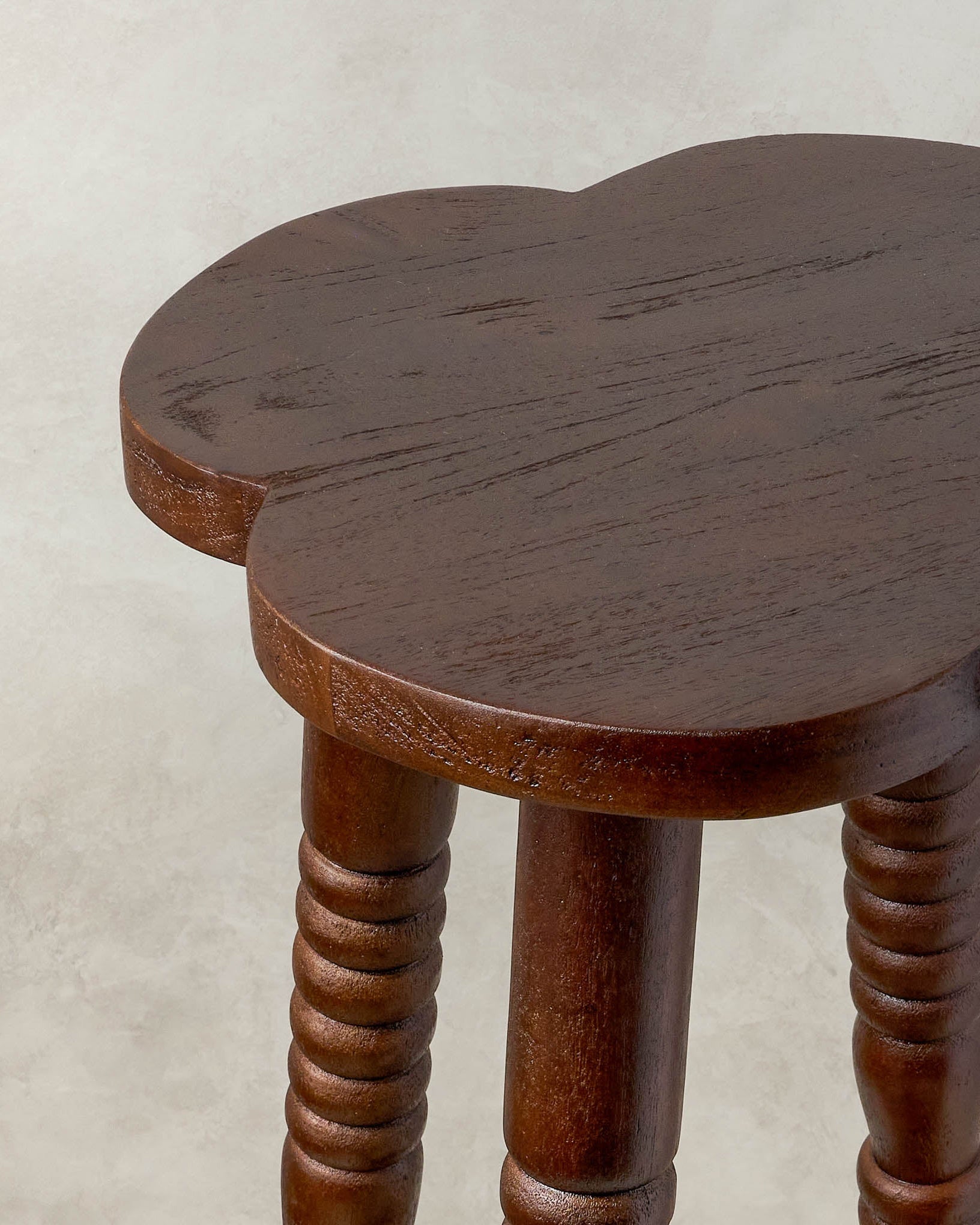 Jude Plant Stand – Magnolia