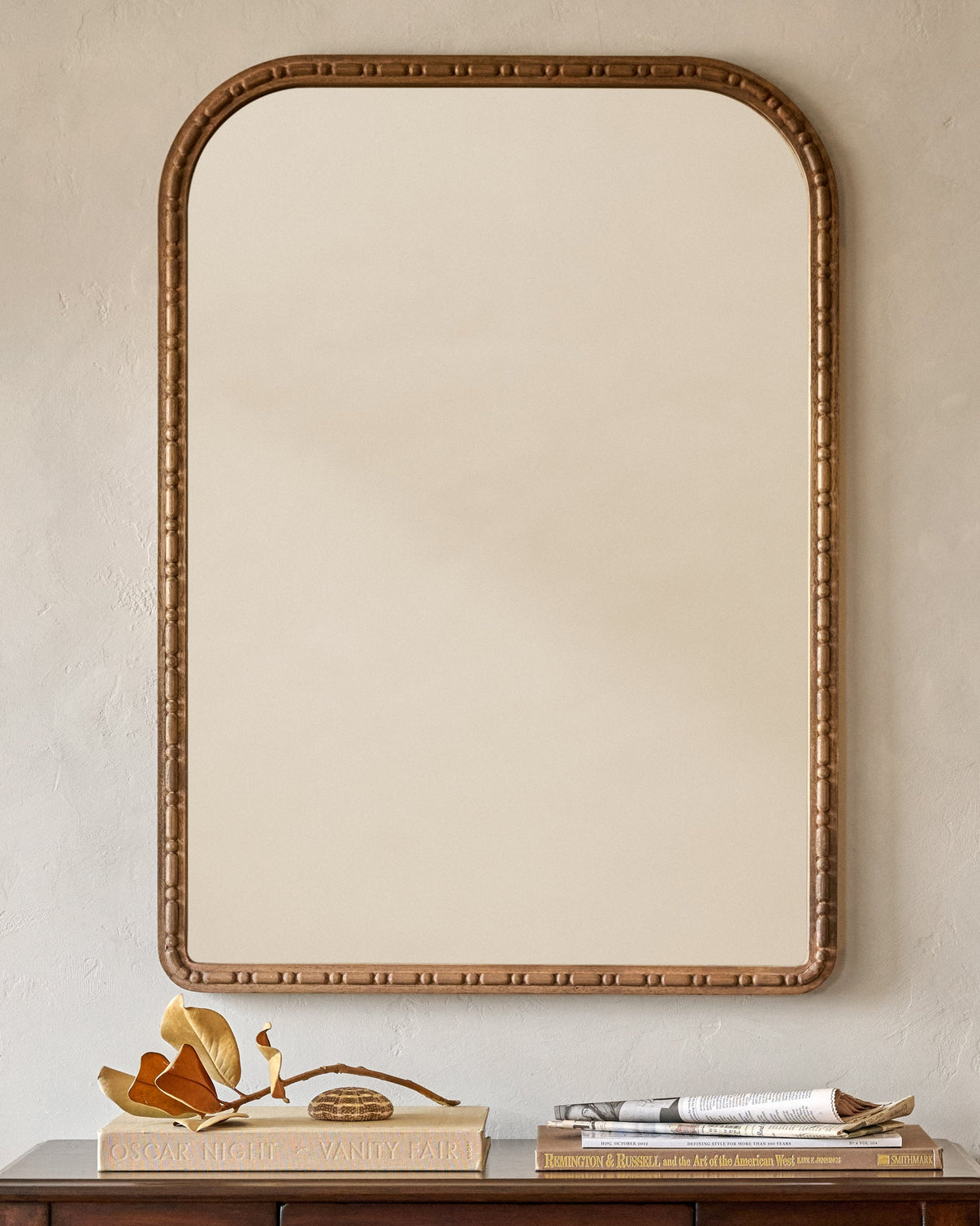 Nicolette Arched Wood Mirror – Magnolia