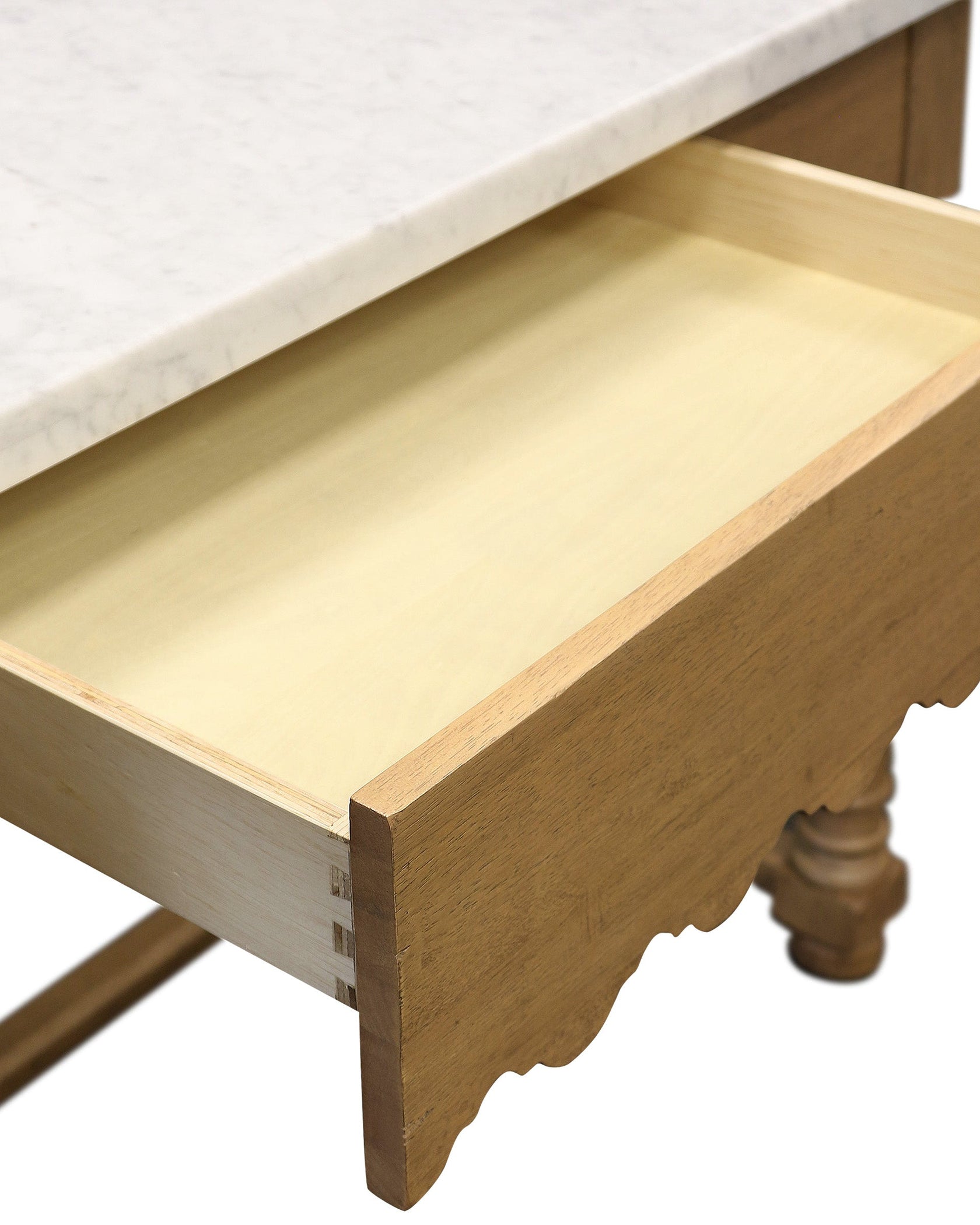 Sadie Scalloped Kitchen Island – Magnolia