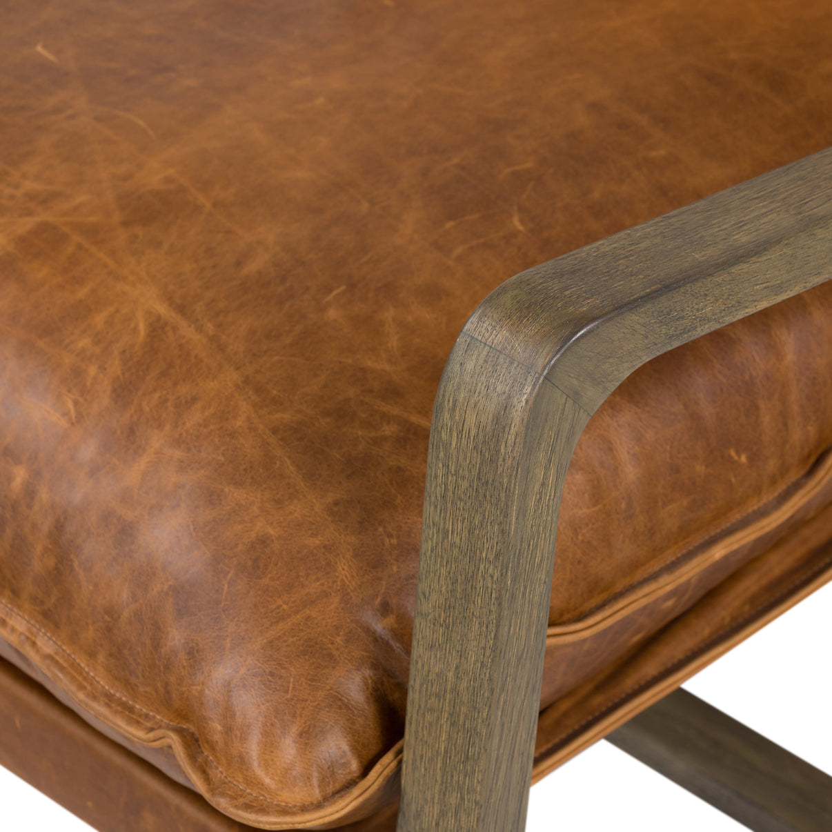 Gerard Chair – Magnolia