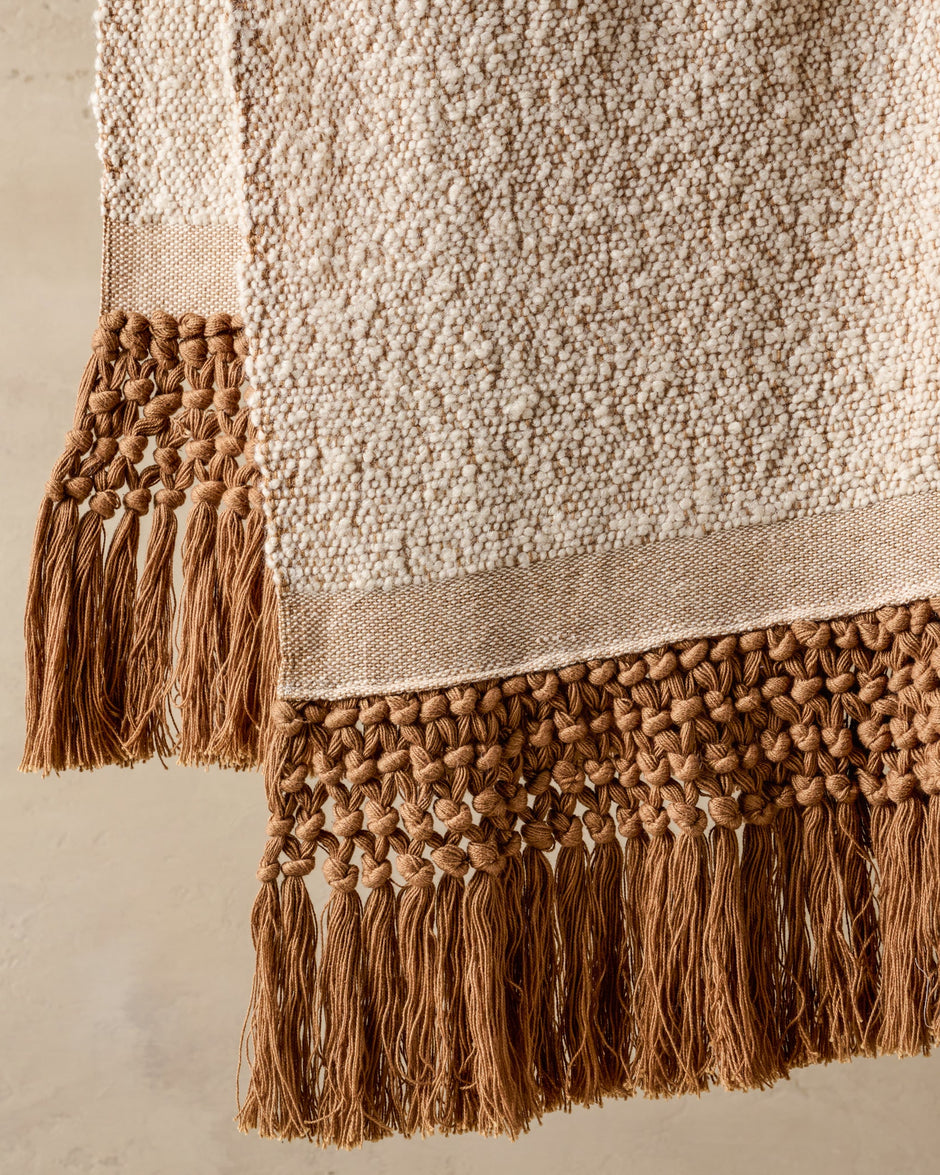 Throw Blankets – Magnolia